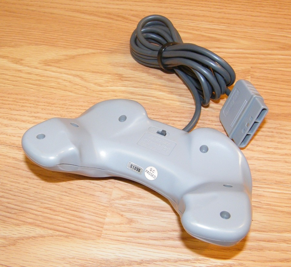 InterAct (SV-100) PiranhaPad Controller For PlayStation PS1 Console ...