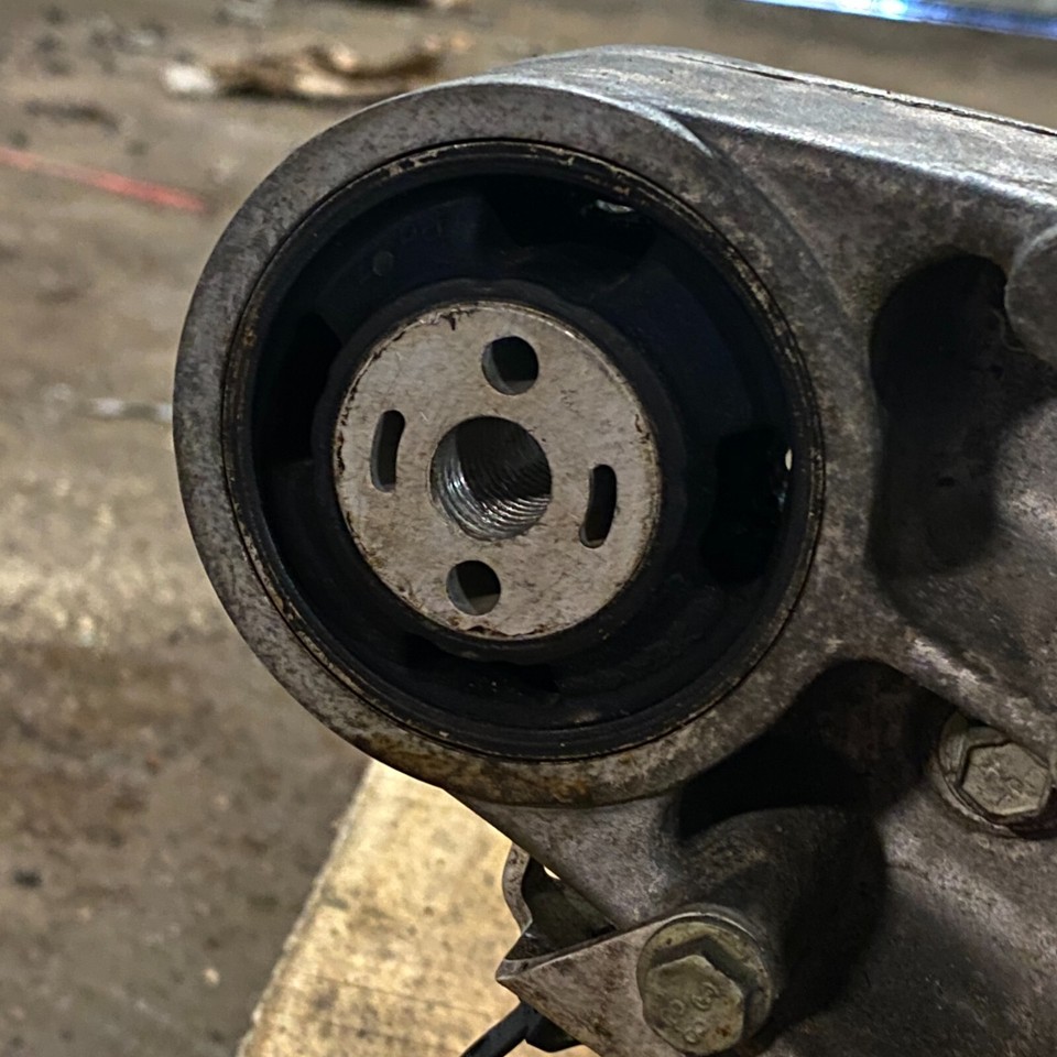 2015 TESLA MODEL S 85D AWD REAR DRIVE UNIT ENGINE ELECTRIC MOTOR OEM ...