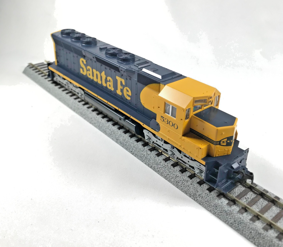 Kato 37-1710 SANTA FE EMD SD-45 #5300 Locomotive HO Scale-New in Box ...