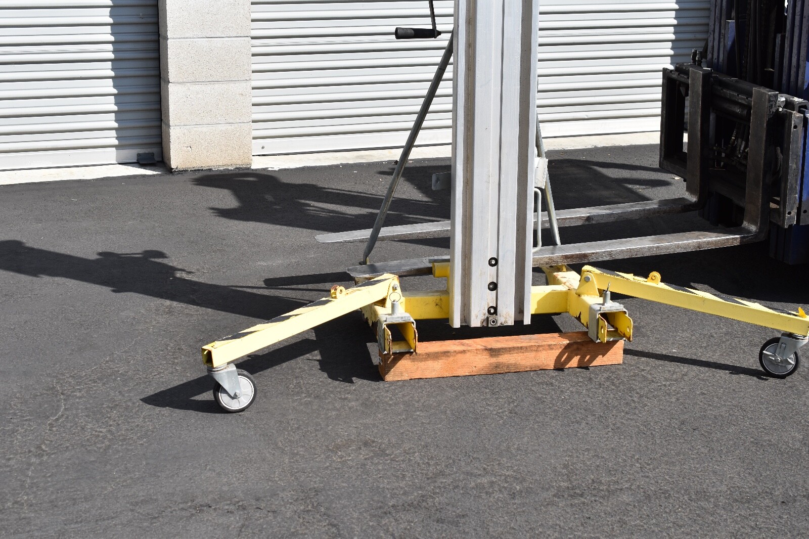 Sumner 2020 Contractor lift | eBay