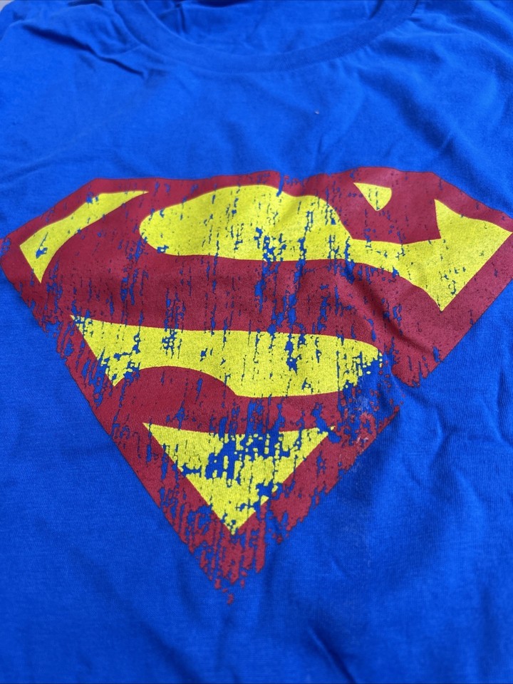 NWT DC Comics Superman Size 2XL Classic Distressed Logo, Royal T-Shirt ...