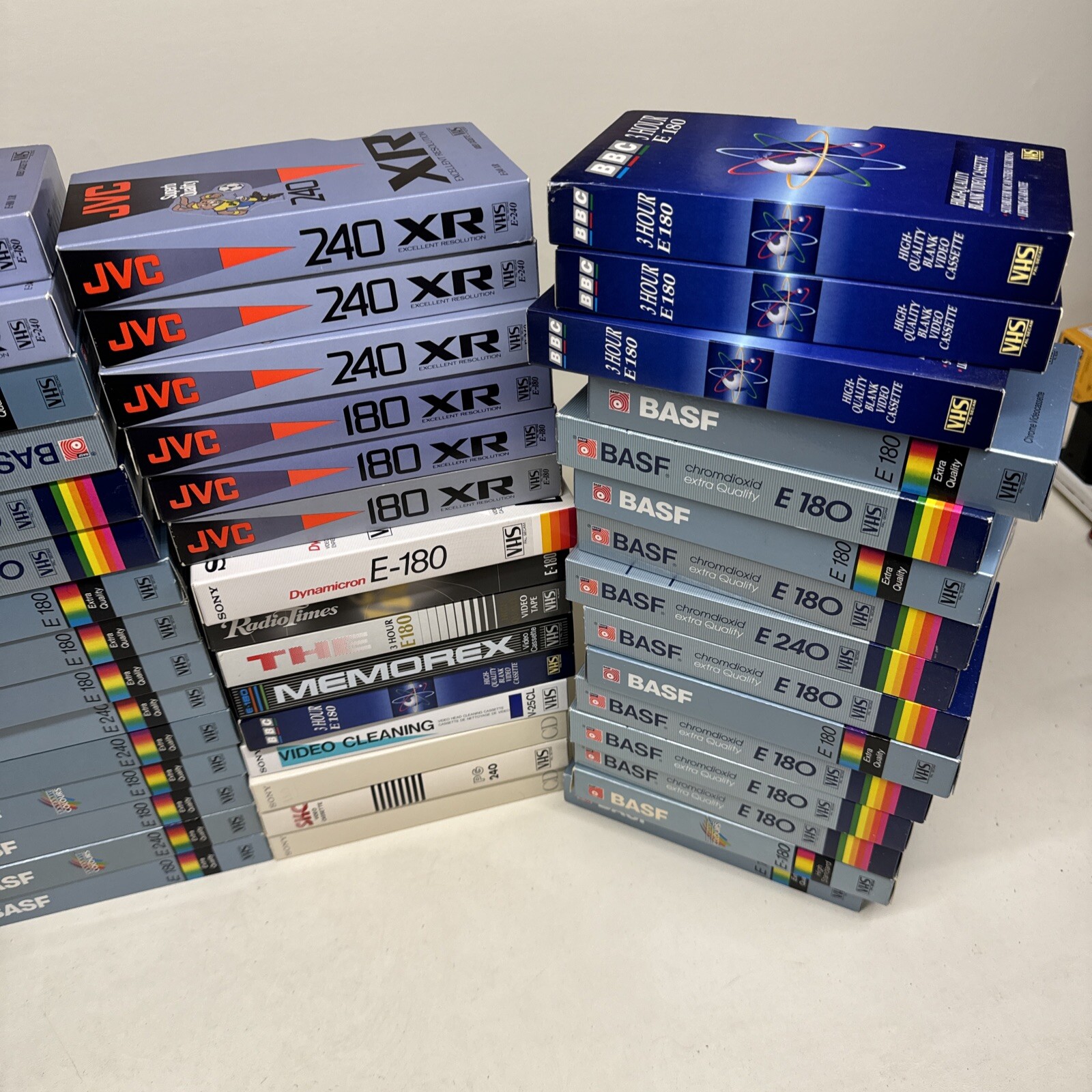 60 Blank Rewritable VHS tapes Contains | Grelly UK