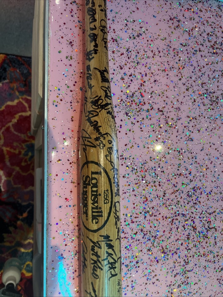 2005 Seattle Mariners Spring training Autograph Louisville Slugger Bat ...