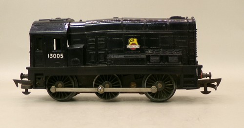 Triang R152 0-6-0 Class 08 Diesel Shunter Loco 13005 BR Black OO (t ...
