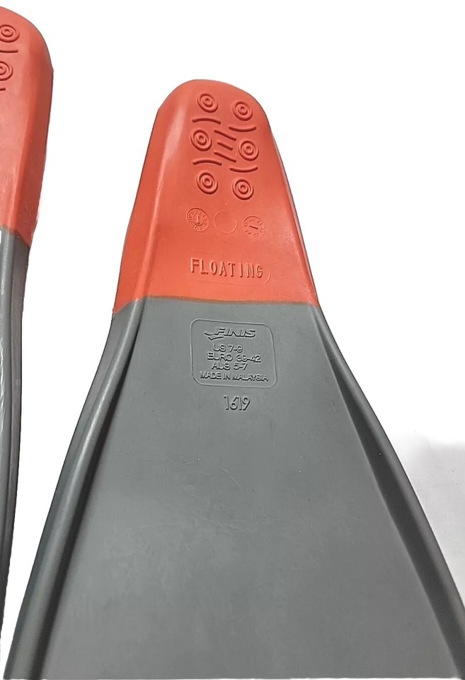 New Finis Long Floating Red & Gray Swim Flippers Fins Size US 7-9 EU 39 ...