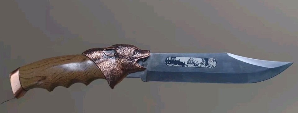 Large Rostfrei Hunting Knife w/ Bear Head Design Brass Handle & Leather ...