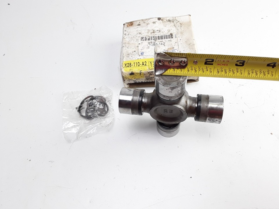 NEW GM 88964413 Drive Shaft Universal Joint Front For Cadillac ...
