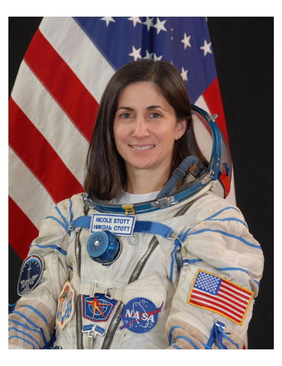 Astronaut Nicole Stott Nasa