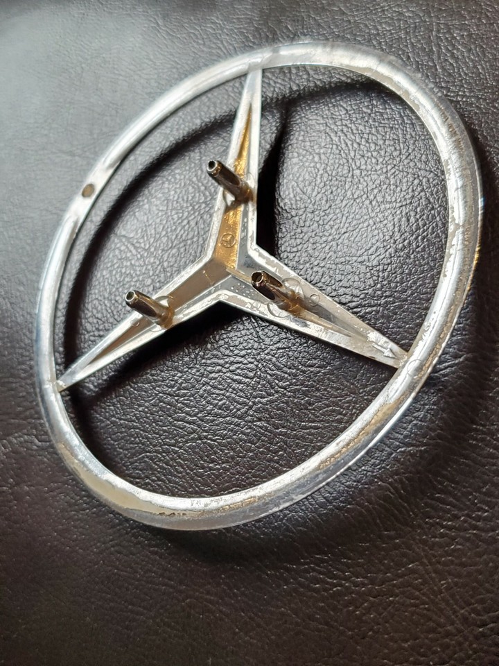 Mercedes Trunk Star Emblem Chrome Badge 201 758 00 58 Used OEM (flawed ...