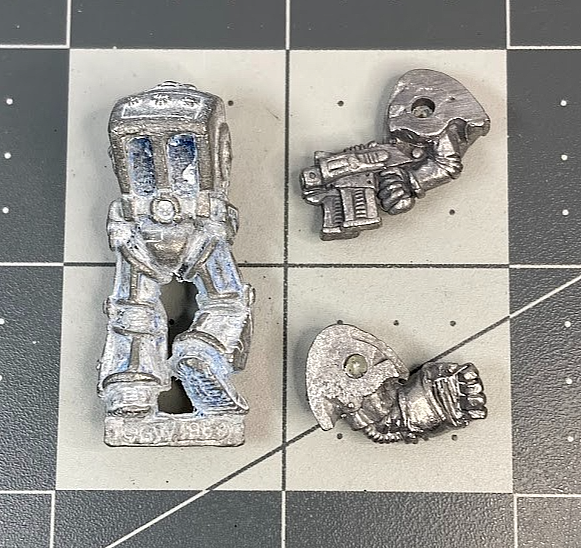 Rogue Trader 40K SPACE MARINE TERMINATOR POWER FIST #2 metal GW 1989 ...