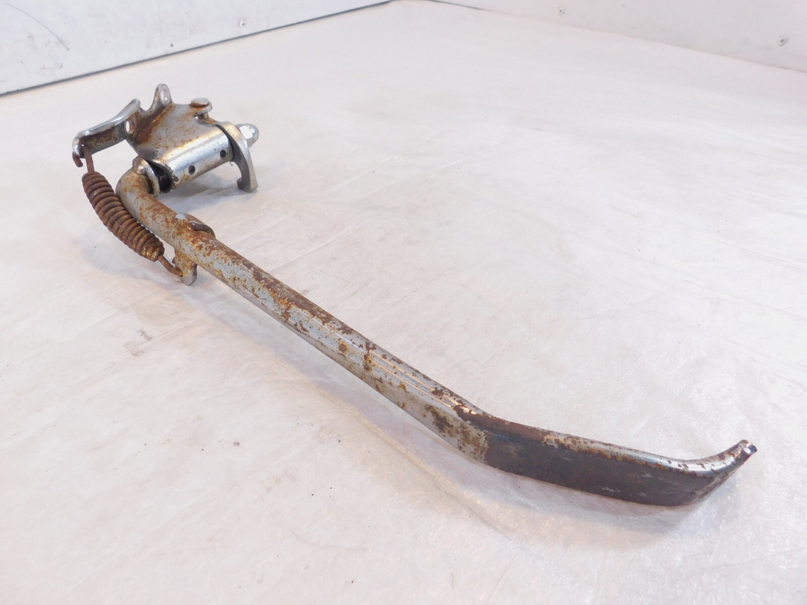 Indian Motorcycle 99-01 Chief, 00-03 Scout/Spirit Kickstand Kit, 42-048 ...