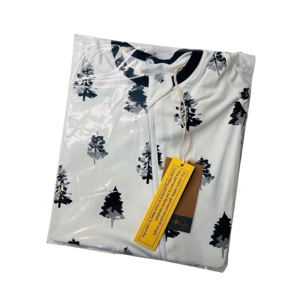 Kyte Baby Bamboo Christmas Trees White Midnight Romper Longalls 2T ...