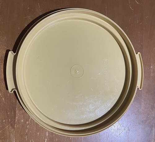 Tupperware Cake Taker Replacement Bottom Base Harvest Gold 684 Only ...