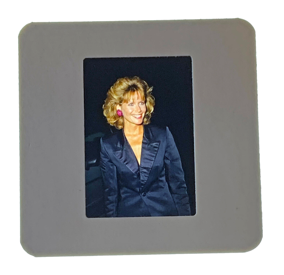 KRISTEN MEADOWS (1987) 35MM TRANSPARENCY SLIDE PHOTO CELEBRITY ACTRESS ...
