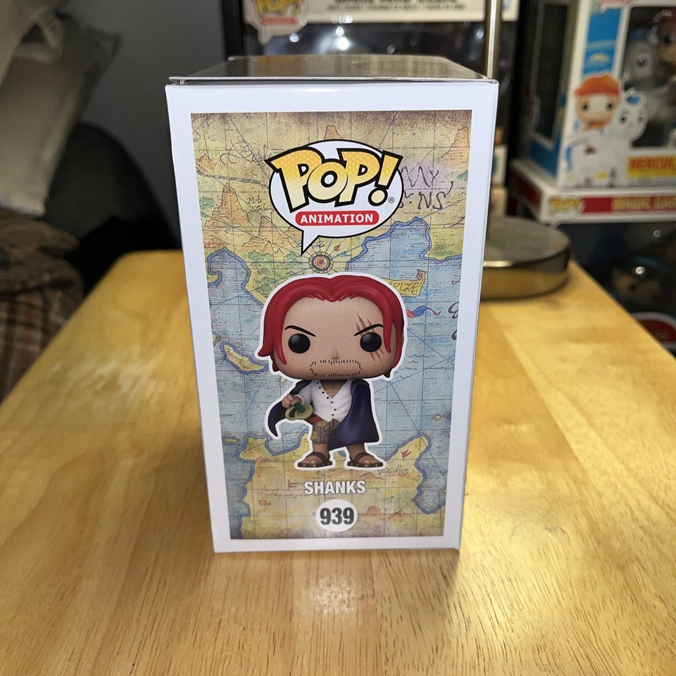 One Piece Funko Pop! Shanks CHASE #939 (Big Apple) w/ PROTECTOR ...