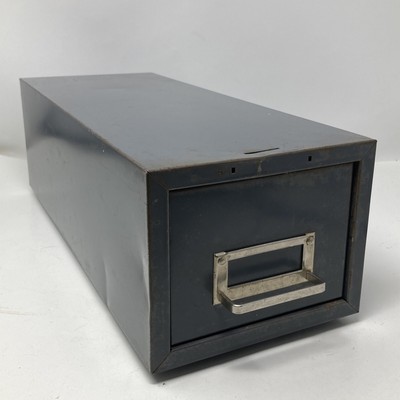 Filing Cabinets - Steelmaster Card