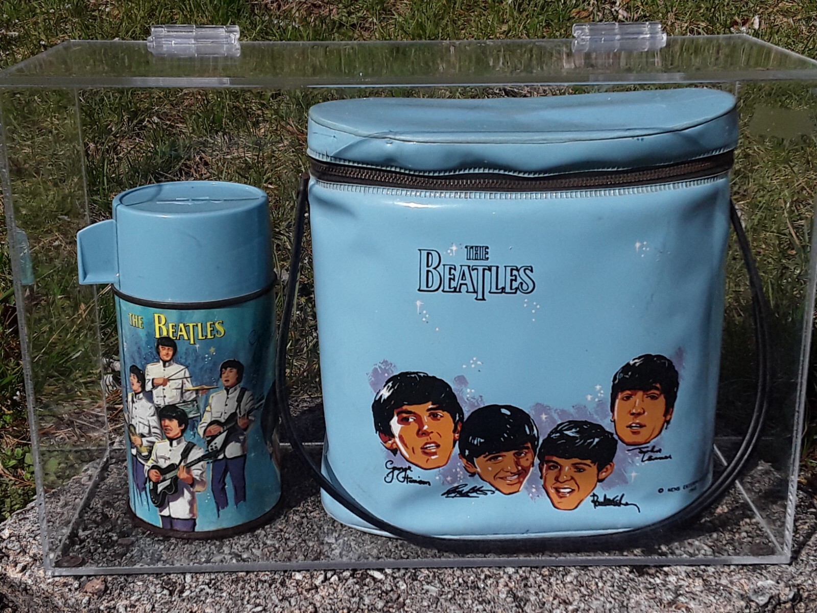 RARE BEATLES 1965 BLUE VINYL LUNCHBOX ALADDIN USA NEMS BRUNCH BAG W ...
