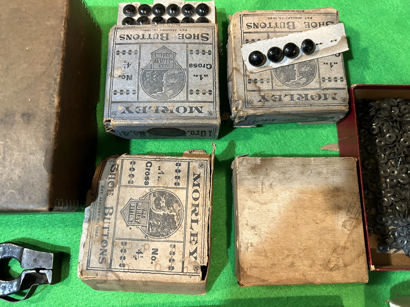 Early Vintage Shoe Button Tool Kit Alma Huge Lot Anti… - Gem