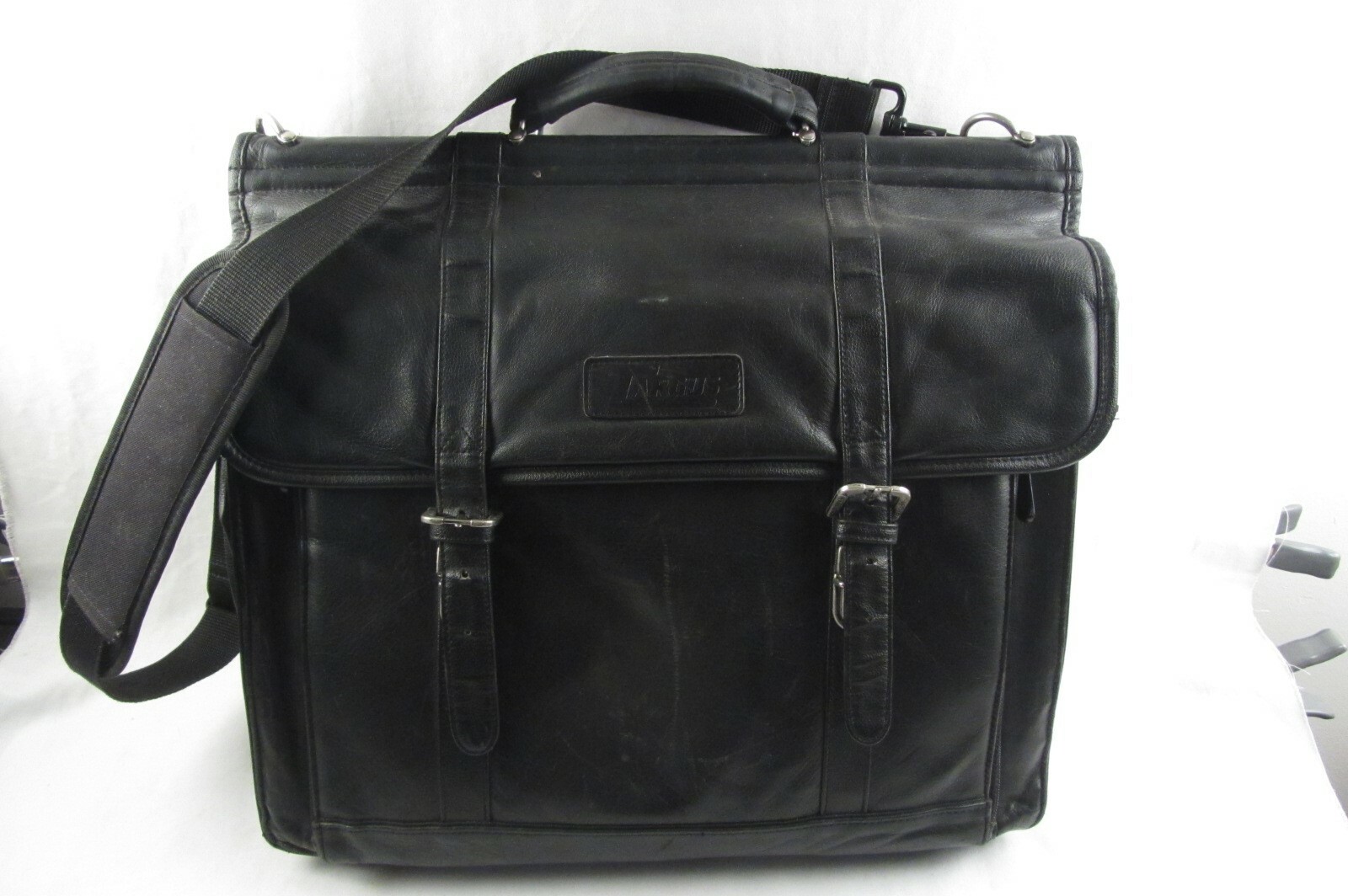 CL90 Leather TARGUS Laptop Briefcase Bag, Fits 16.1" Screens, great for ...