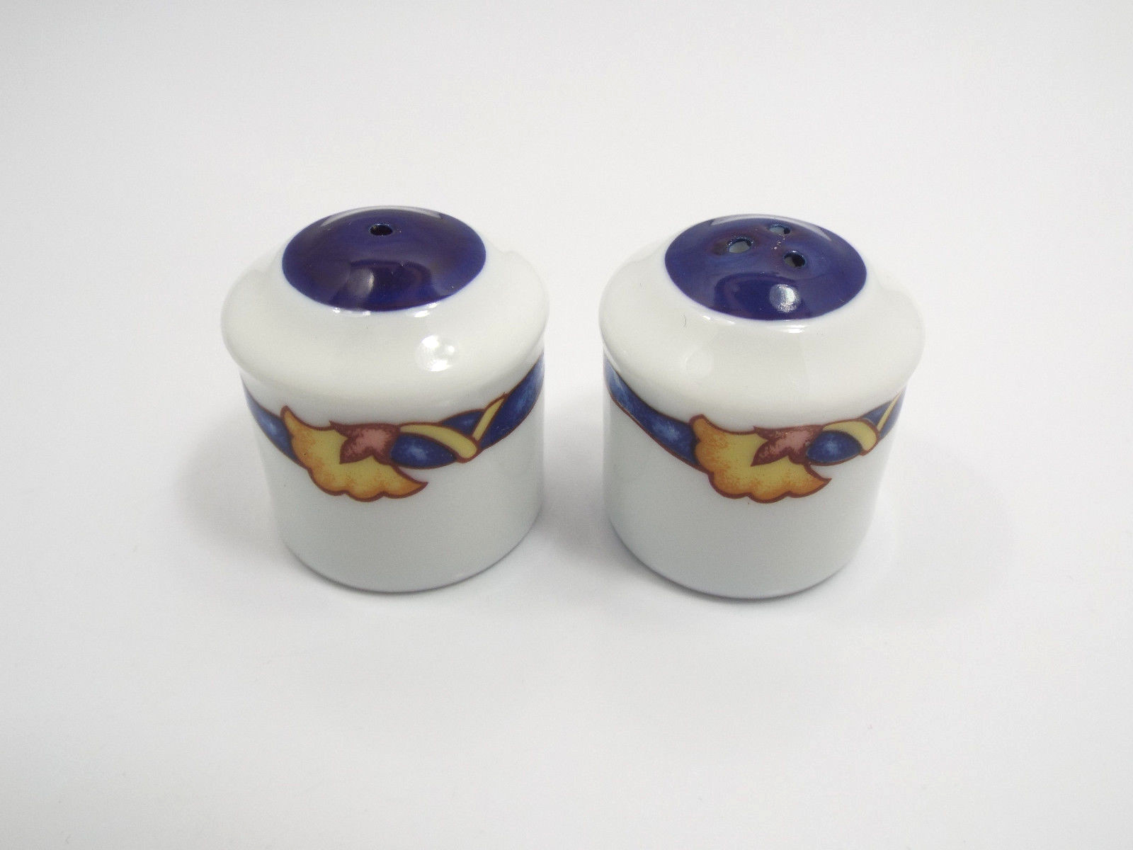 Bernardaud Limoges Borghese 2 Individual Salt & Pepper Shaker Sets ...