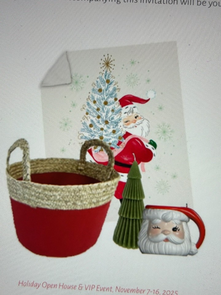 2025 HALLMARK - VIP EVENT MEMBER GIFT BAG W/TOTE, TREE CANDLE & SANTA ...
