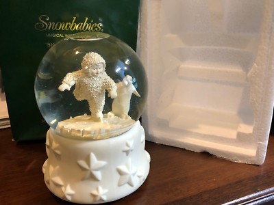 Snowbaby - Department 56 Snowbabies "SKATE WITH ME" Musical Water Globe ...