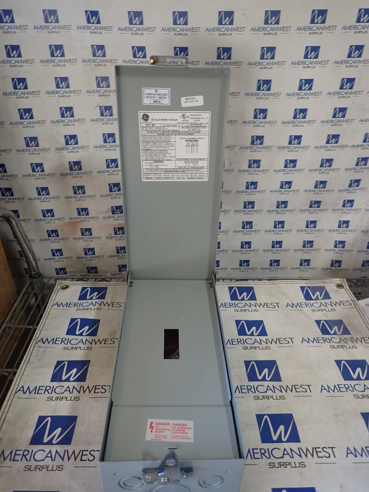 NEW GE TE100R Breaker Enclosure 100 amp 600v 3R Outdoor SEDA SEHA SELA ...