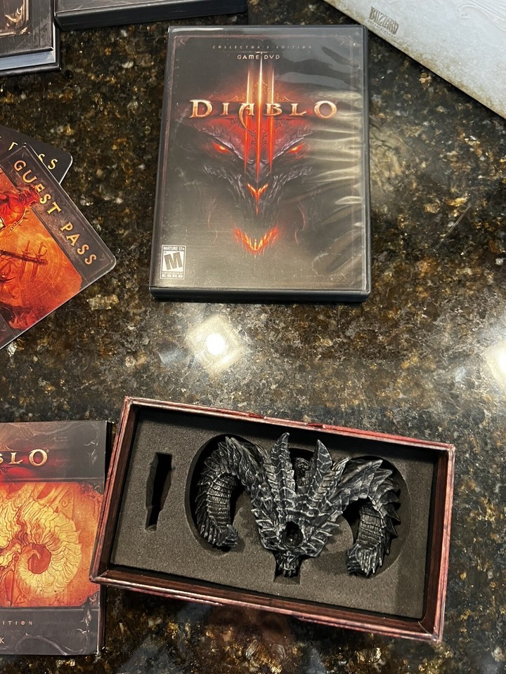 Diablo III (3) Collector's Edition Box Missing USB, Possibly Used Codes ...