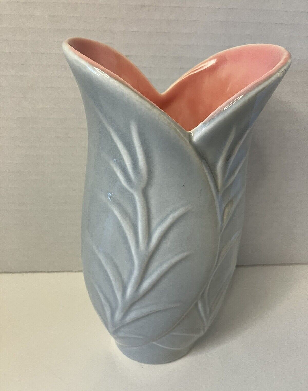Vintage Ceramic Red Wing USA Art Deco Vase MB9398 Light Blue w/Pink ...