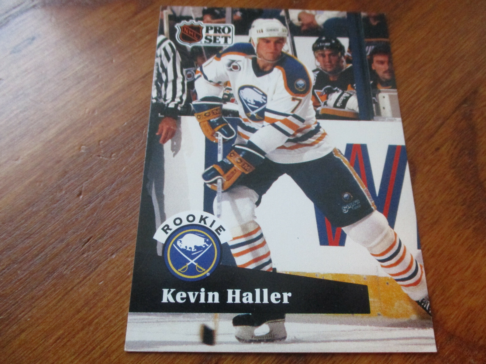 kevin haller (buffalo sabres - defense) 1991/92 pro set ROOKIE card ...