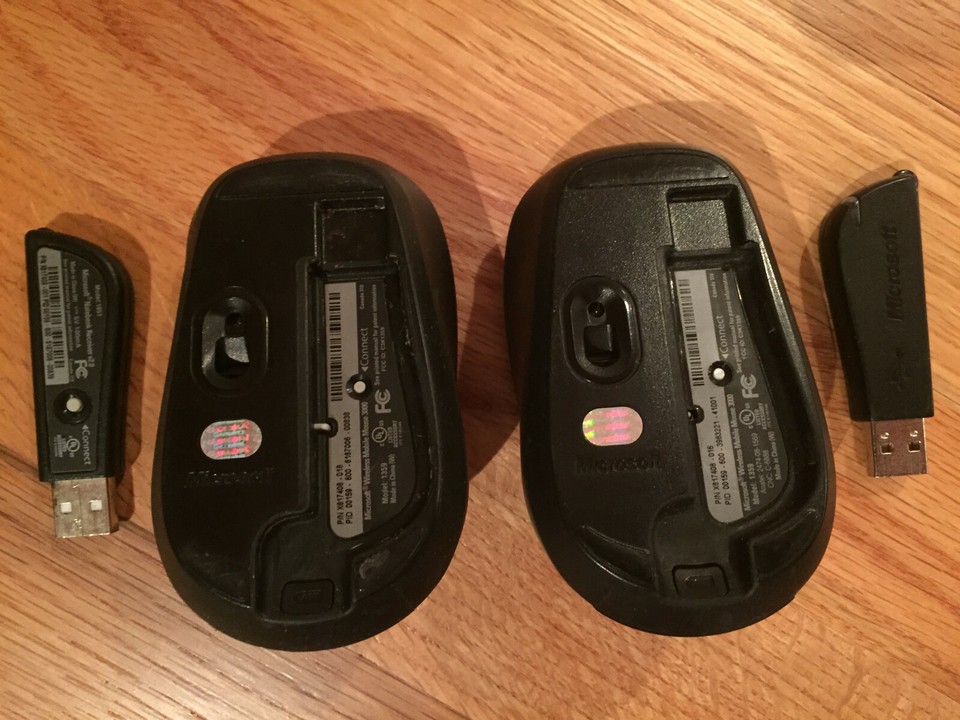 Microsoft Wireless Mobile Notebook Mouse 3000 Model 1359 Pink & Blue w ...