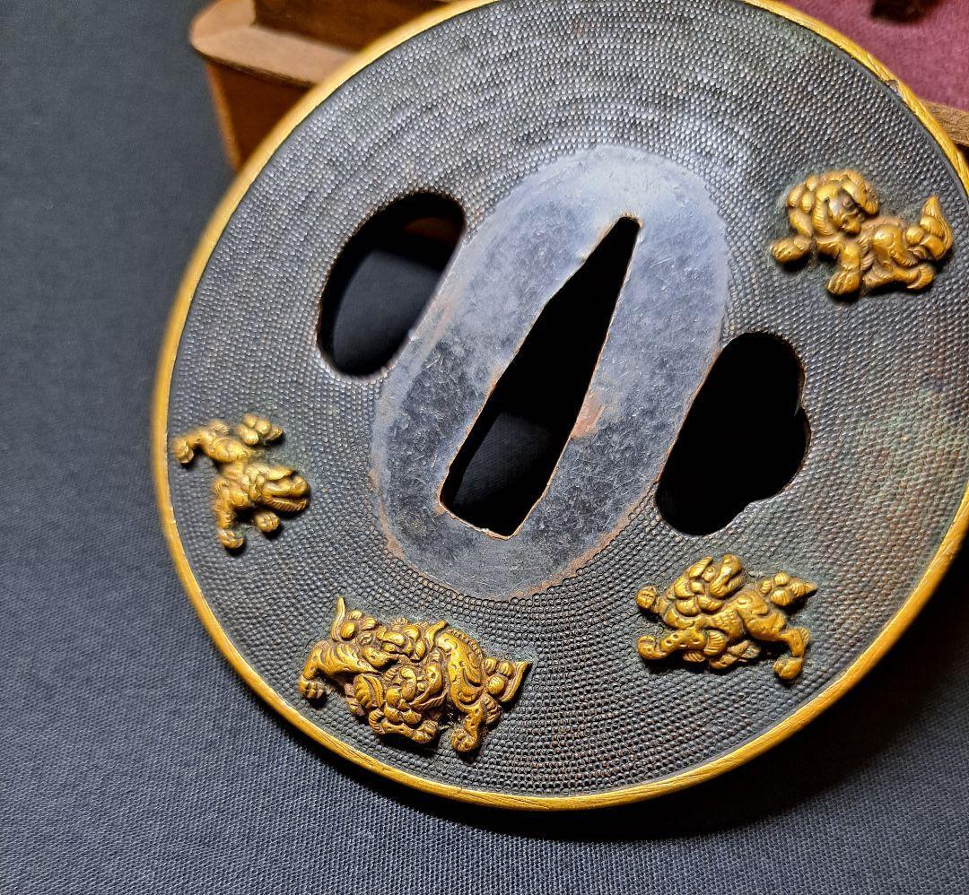 The Japanese vintage Sword-guard Made of copper Lion L7.0cm ~W6.6cm ...