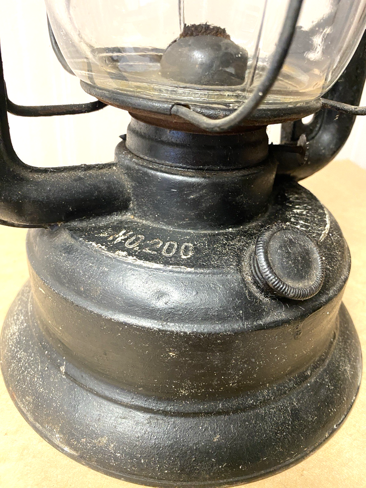 Vintage Defiance Lantern & STPG Co. No. 200 Kerosene Lantern | eBay