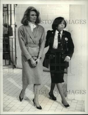 1987 Press Photo Candice Bergen, Debra Nelson on "Mayflower Madam" CBS ...