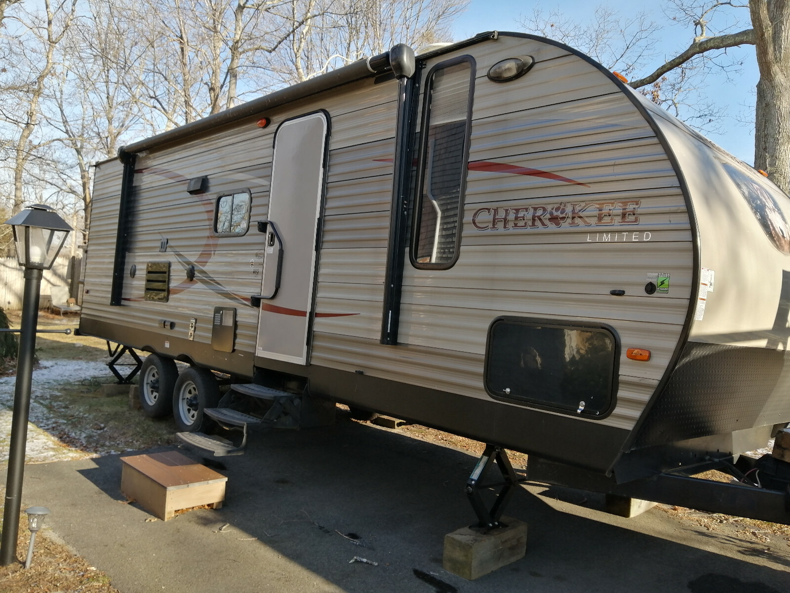 2015 RV Cherokee camper 254Q | eBay