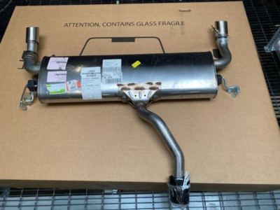 Genuine Land Rover Rear Muffler With Damage Discovery Sport 2015- Now ...
