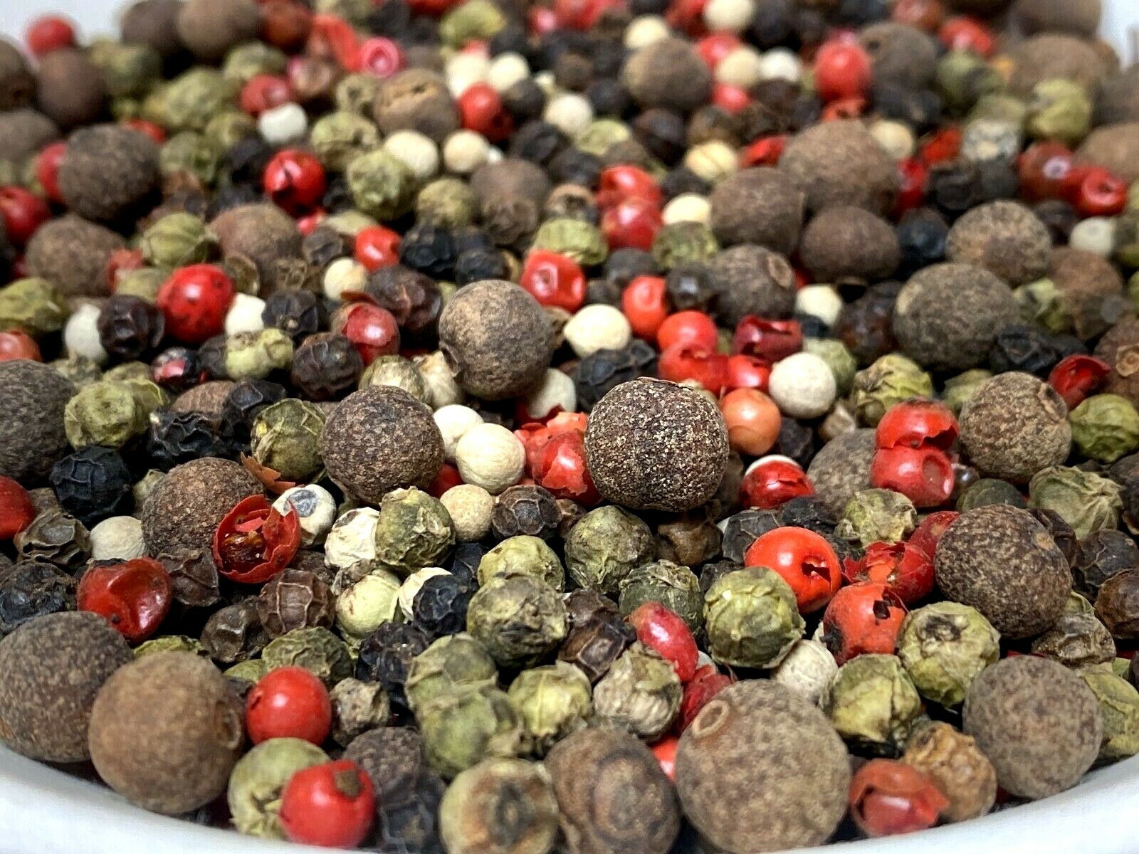 Peppercorns - 4 Peppercorn Mixed Medley - Rainbow Black, Green, White ...