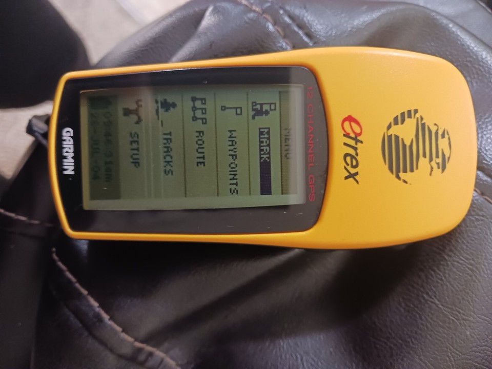 Garmin eTrex Handheld 12 Channel GPS Navigation System for Hiking ...