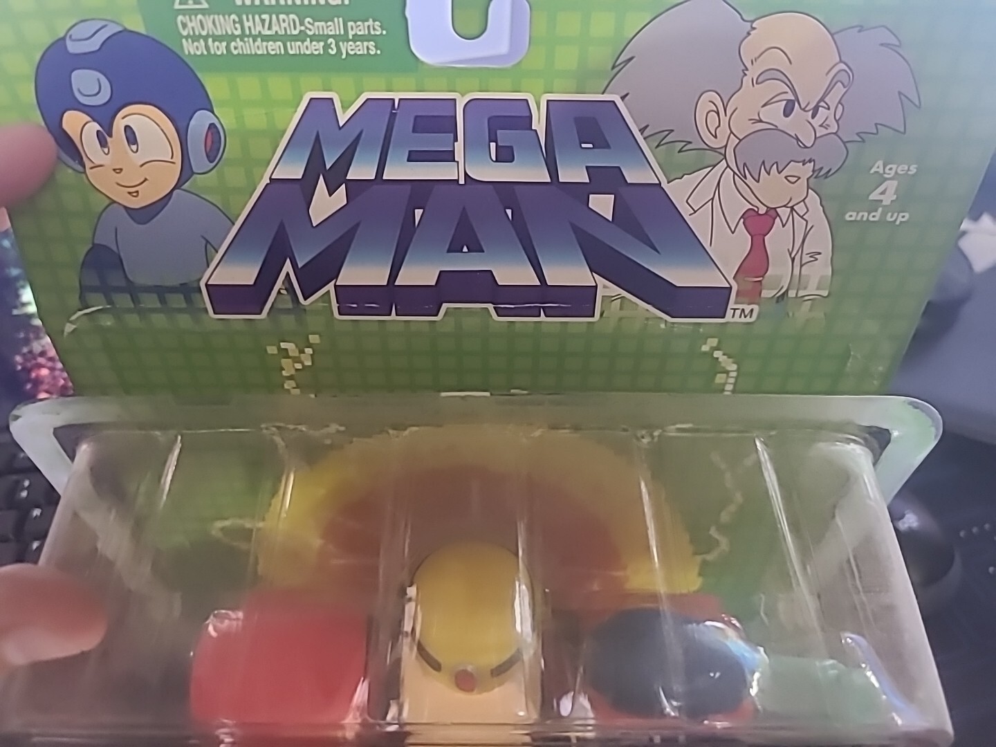 Jazwares Mega Man Retro Roto Action Figures Protoman Gutsman And More ...