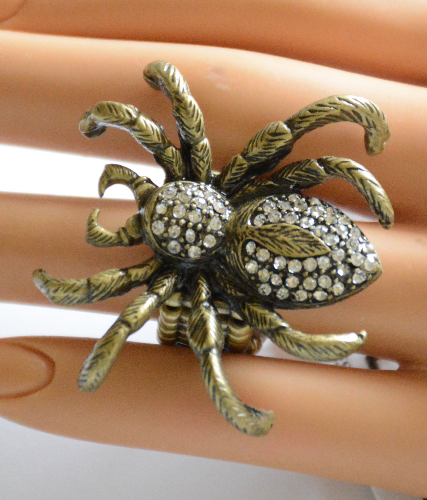 Halloween Spider Shaped Ring w Crystals on Stretch Link Band / Choose ...