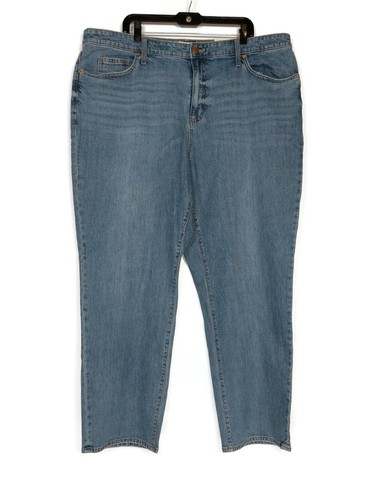 Universal Thread Light Wash Denim Stretch Vintage Straight Leg Jeans ...