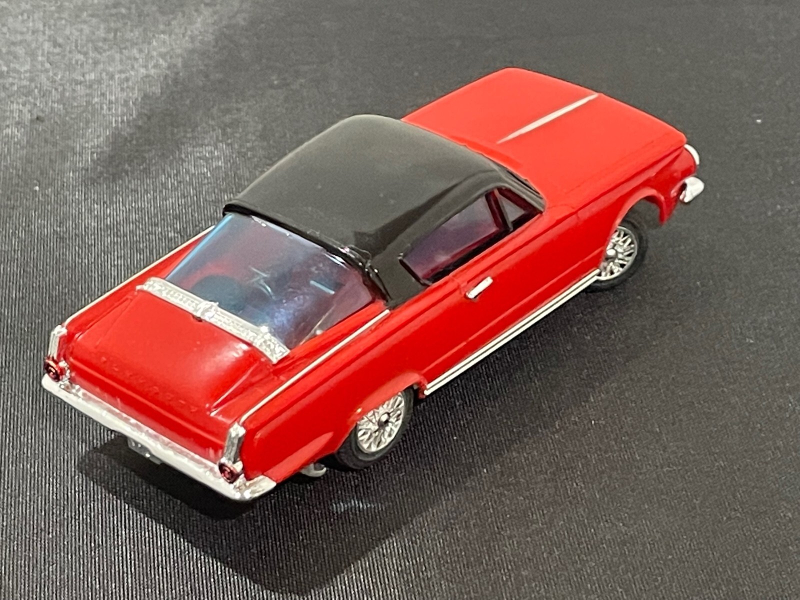 Ideal Motorific 1/43 Plymouth Barracuda Slot Car with steerable Chassis ...