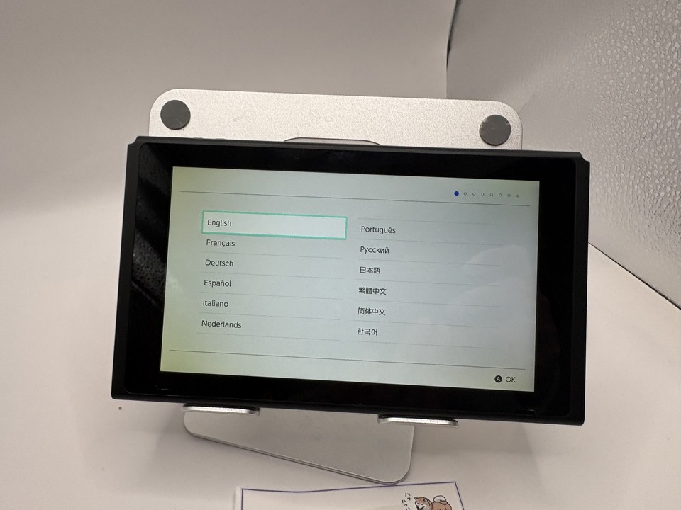 Nintendo Switch Red Blue Console HAC-001 w/Joy Con + Dock etc.. Screen ...