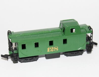 Maisto N Scale Gauge Model Train 128 Green Black Caboose Diecast ...