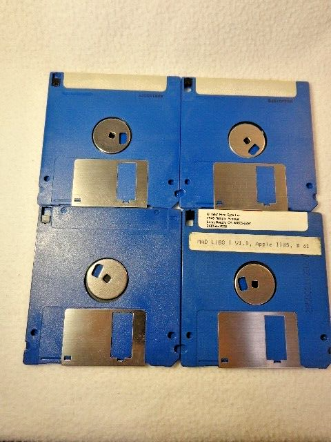 APPLE II GS Software -MAVIS BEASON TEACHES TYPING, MATH BLASTER PLUS ...