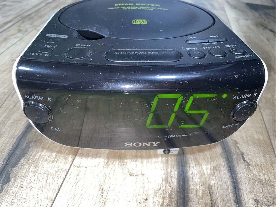 Sony Dream Machine AM/FM/MP3/CD Clock Radio Model ICF-CD815 Working ...