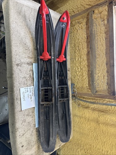 2006 Polaris RMK 700 skis runners set pair Slides 401 | eBay