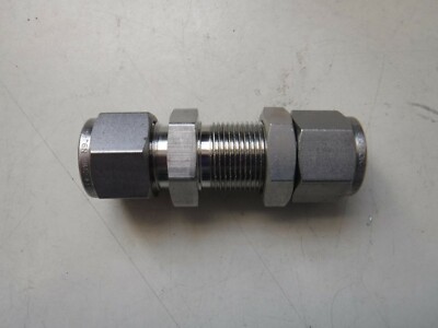 ONE (1) Swagelok 1/2" Tube Stainless Steel Bulkhead Union SS-810-61 | eBay