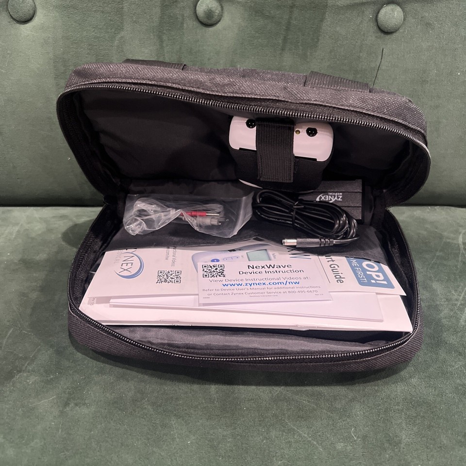 Zynex NexWave Tens Unit With Battery/Bag/Electrodes Tons Of Stuff New ...