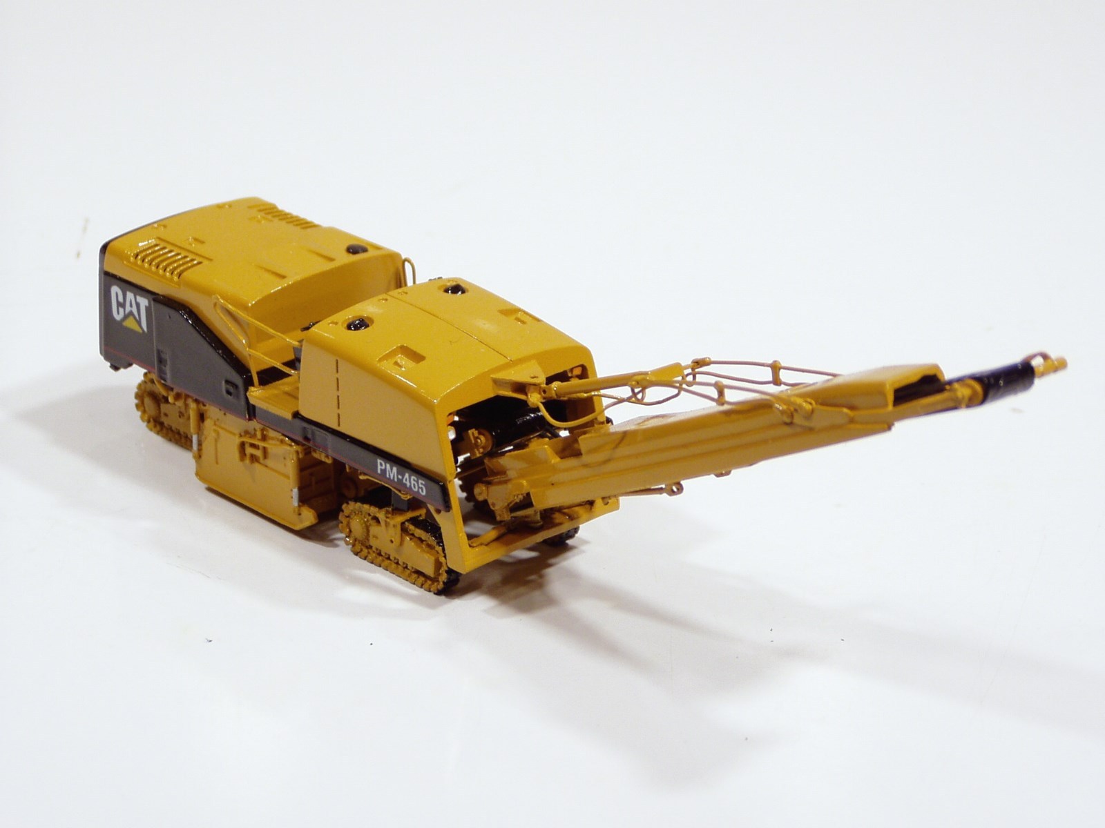 Caterpillar PM465 Profiler - 1/87 - Brass - CCM - MIB | eBay